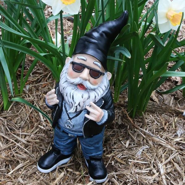 ポリレジン製ノーム（妖精）の像高さ : 35cm横幅：11cm奥行：16cm重さ : 810g