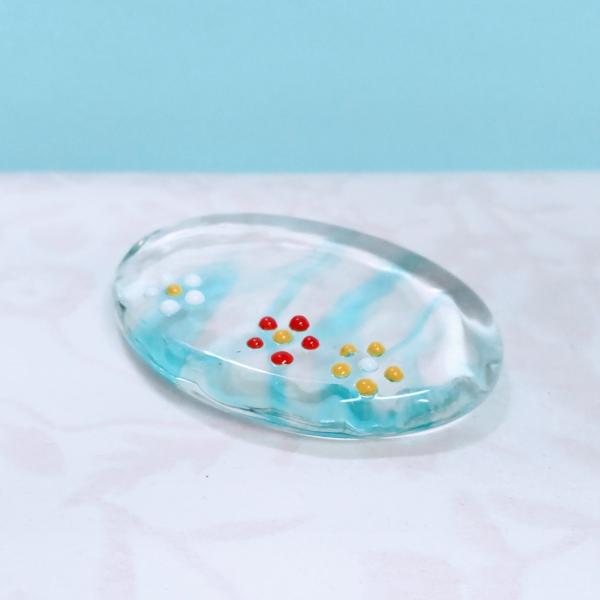 花台（L）青のガラス細工の置物です。【大きさ】約縦３５ミリ　　横幅５０ミリ＊商品は一つ一つ手造りのため大きさや色合いなどが写真と異なる場合がありますのでご了承をお願い致します。