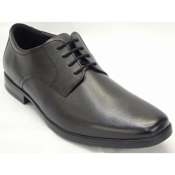 商品名 クラークス Howard Walk 422J 【G】 BLカラー BLACK甲材 天然皮革底材 合成底靴幅 【Ｇ】　日本の「４Ｅ」に相当　　海外の規格の幅サイズ uk 12(30.5cm)商品説明 スニーカーのような軽量クッションソ...