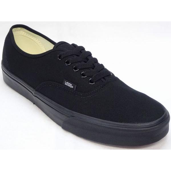 商品名 VANS AUTHENTIC EE3 BL/BLカラー ブラック/ブラック甲材 合成繊維底材 合成底靴幅 表示なし　海外の標準的幅です。表示なし　サイズ us 15 (33cm)商品説明 アメリカのスケートボードブランド バンズ。定...