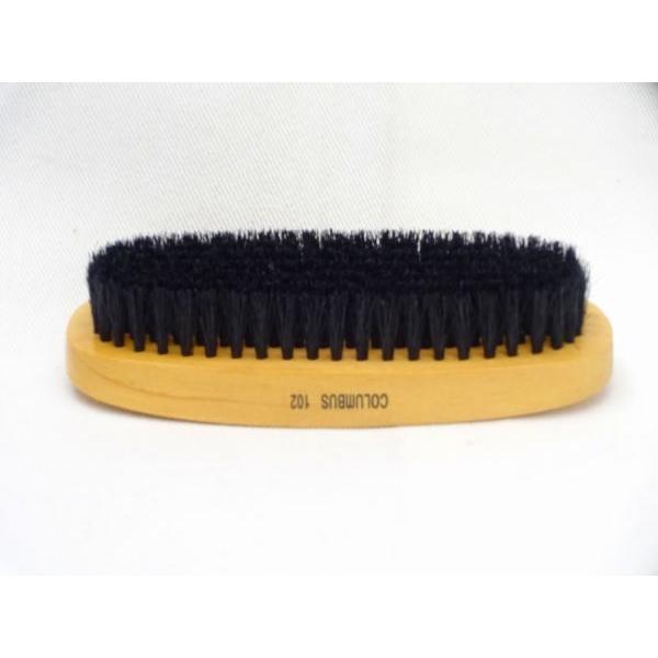 商品名 豚毛ブラシ ヘッダーツキ 102カラー 甲材 底材 靴幅 サイズ 商品説明 靴にクリームを塗りこむ際に欠かせない豚毛ブラシ。入荷時期によりパッケージが異なりますのでご了承ください。主要素材（木部 天然木・ブナ材、毛部 豚毛）サイズ表...