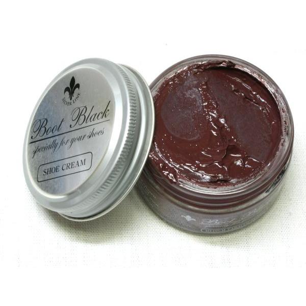 商品名 ブートブラック シルバーライン ツヤ革クリーム ミディアムタバコブラウンカラー ミディアムタバコ甲材 底材 靴幅 サイズ 商品説明 着色力をアップさせ、光沢効果に優れたＷaxを配合した乳化性クリーム。栄養を与え革の老化を防ぎます。品...