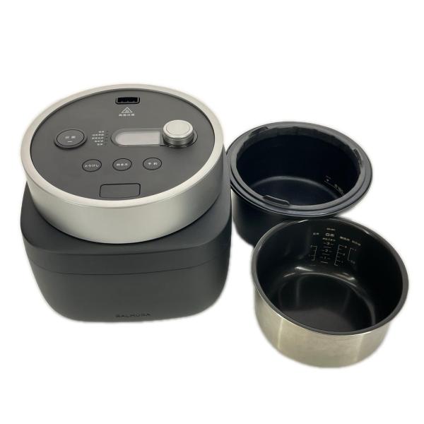 ■ 商品詳細 ■ブランド：バルミューダ / BALMUDAアイテム：3合炊き蒸気炊飯器型番：K08A-BK通電確認：済み動作確認：済みカラー：ブラック商品番号：oam-2872■ 詳細説明文 ■内釜底に汚れがございます。本体外側にも細かな傷...