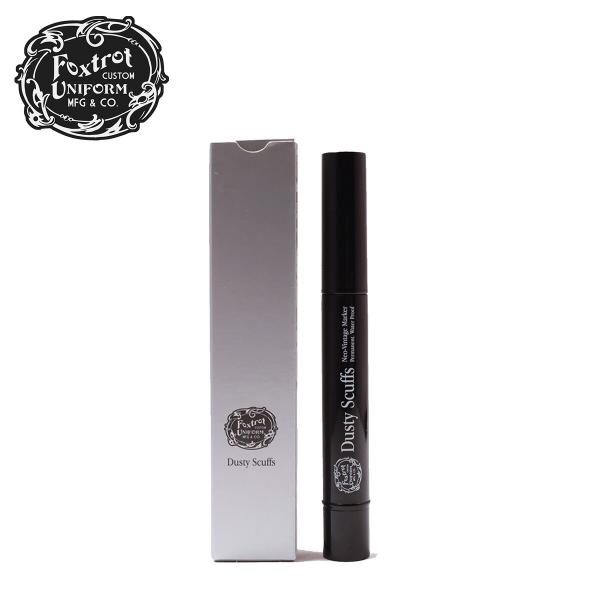 【ヴィンテージスニーカーのシューレースを経年劣化や色あせ具合など忠実に再現し展開する Foxtrot Uniform】FOXTROT UNIFORMのヴィンテージマーカー「DUSTY SCUFFS」。スニーカーの表面についている汚れをふき取...