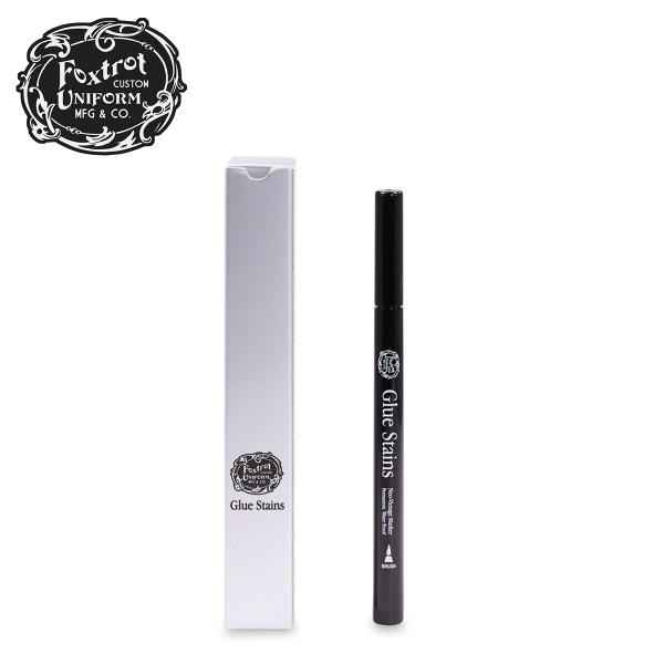 【ヴィンテージスニーカーのシューレースを経年劣化や色あせ具合など忠実に再現し展開する Foxtrot Uniform】FOXTROT UNIFORMのヴィンテージマーカー「GLUE STAINS」。スニーカーの表面についている汚れをふき取っ...