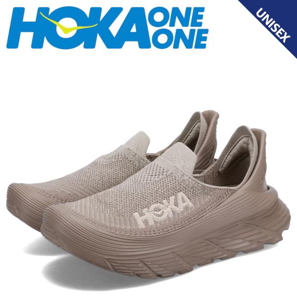 【厚いミッドソールで柔らかいクッショニングと軽さを感じられるブランド HOKA ONEONE】環境に配慮し、少ない素材で高い履き心地を実現したホカオネオネの「RESTORE TC」。3つのパーツからなるシンプルな構造で、伸縮性のある靴下のよ...