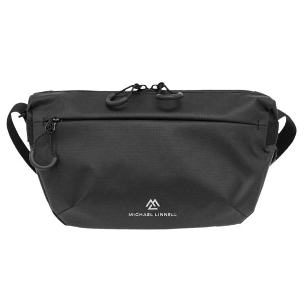 【Royal Mailのメッセンジャーバッグを手がけていることで知られるブランド MICHAEL LINNELL】耐久性に優れた軽量撥水素材使用で、ビジネスでもカジュアルでも使える「A.R.M.S LINE」から、ミニショルダーバッグが登場...