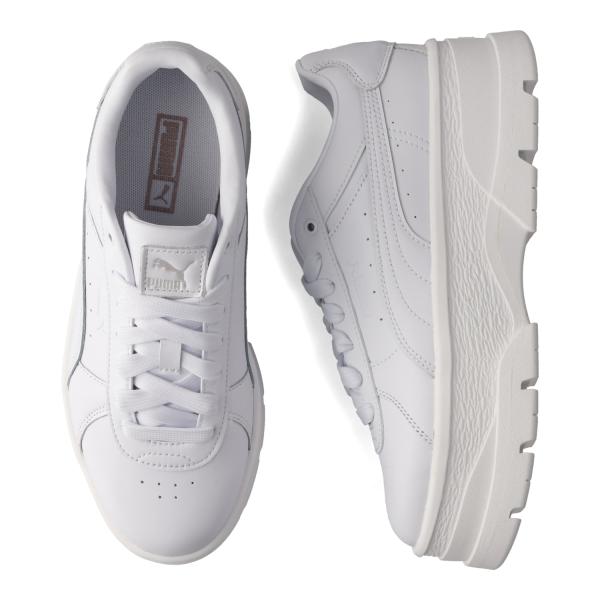 【名作クライドやスエードを生み出し、アスリートを足元から支えるブランド PUMA】PUMAの新しい厚底スタイル。靴底の溝を深めに見えるようにセットすることでラギッドな雰囲気を出しながら横からの見た目も PUMA のアーカイブスタイルを継承す...