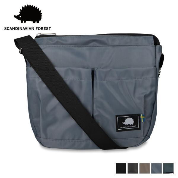 爆買スカンジナビアンフォレストの、8つのポケットがついたショルダーバッグです。見た目以上に収納力があり、小物はもちろんのこと文庫本や、500mlのペットボトルが縦にすっぽり入るサイズ感です。外側にはポケットが5つ、内側にはポケットが3つ付い...