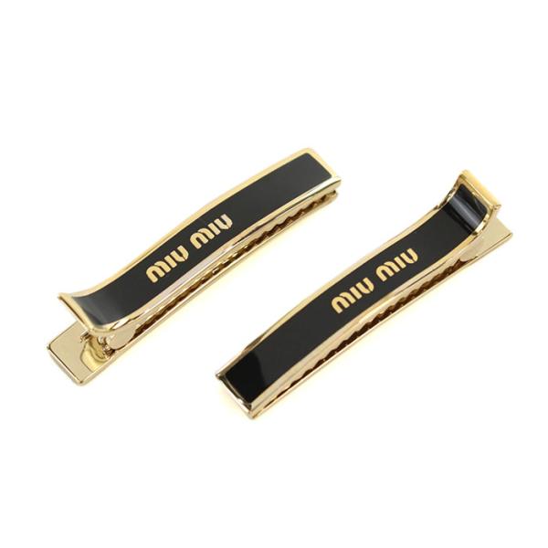 品番：5JF136 F0002素材：メタルMETAL+SMALTOカラー：NEROブラック(F0002)金具色：ゴールドサイズ：W約3.8cm x H約0.6cm 仕様：生産国：イタリア付属品：純正BOX、純正保護袋