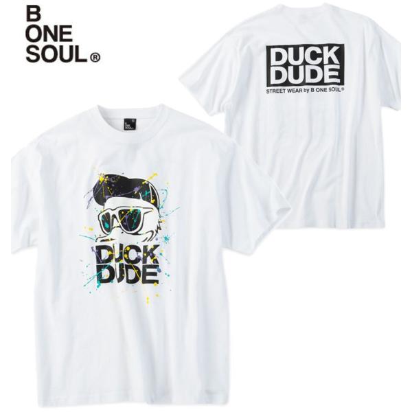 b-one-soulのDUCK DUDEスプラッシュロゴ半袖Tシャツです。勢いのあるスプラッシュロゴが、アクティブで自由な雰囲気を演出。大きめのプリントがアクセントになり、ストリート感のある着こなしが楽しめます。サイズ　バスト　総丈　裾周り...
