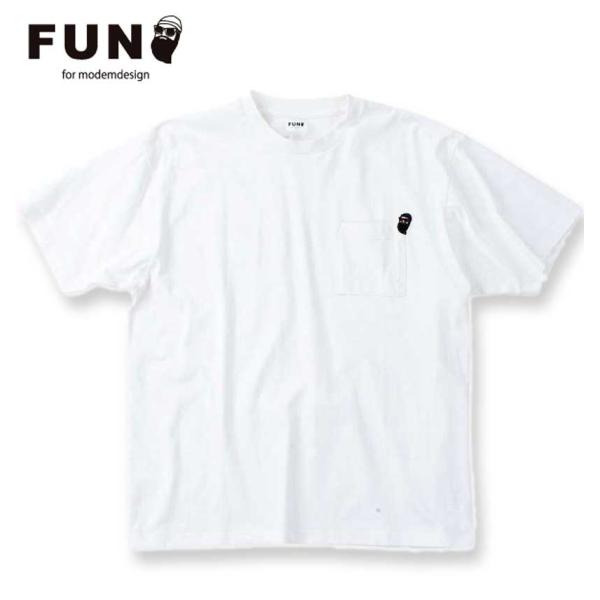 FUN for modemdesignのオジサンワンポイント刺繍胸ポケット付半袖Tシャツです。何とも言えない愛らしさのオジサンが胸ポケット上部に刺繍されており、ユニークなアクセントを添えています。これ一枚でオシャレ感アップ、そして何よりも遊...