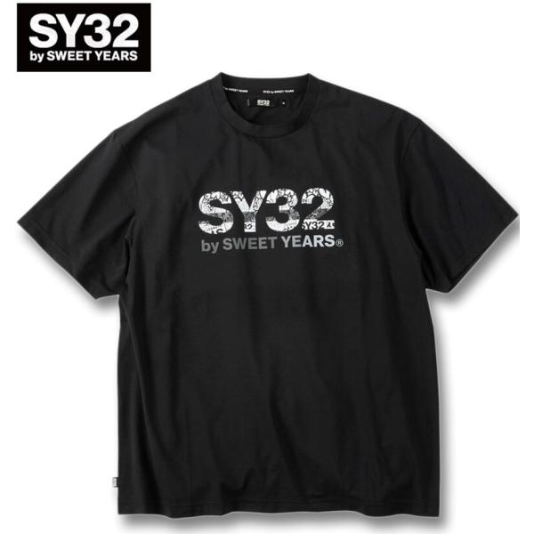 SY32 by SWEET YEARSのベーシックグラフィックロゴ半袖Tシャツです。スタイリッシュなデザインに、吸汗速乾機能を備えた機能性をプラス。快適な着心地を保ち、アクティブなシーンにも対応します。サイズ　バスト　総丈　裾周り　肩幅　袖...