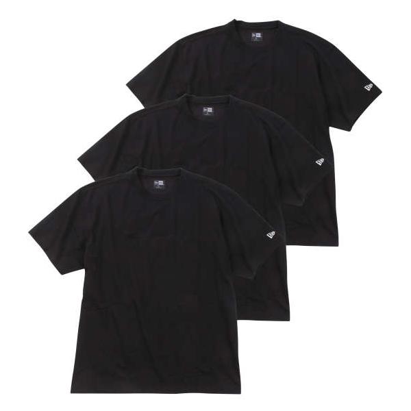 NEW ERAの3Pack半袖パフォーマンスTシャツです。NEW ERAオリジナルの機能素材COOLERA(クールエラ)を採用した3枚組パフォーマンスTシャツ。吸汗速乾性、抗菌、UVカット機能を備えています。左袖のフラッグロゴが程良いアクセ...