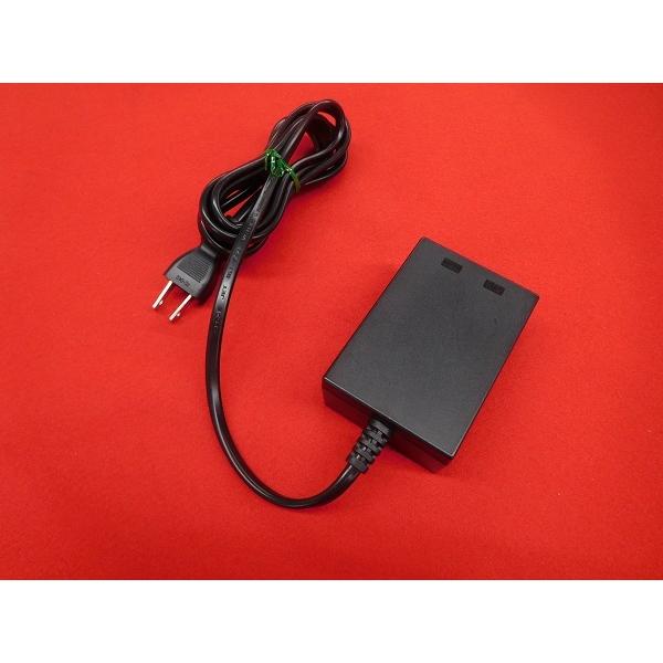 【こちらの商品は＜中古美品＞です】　給電アダプター