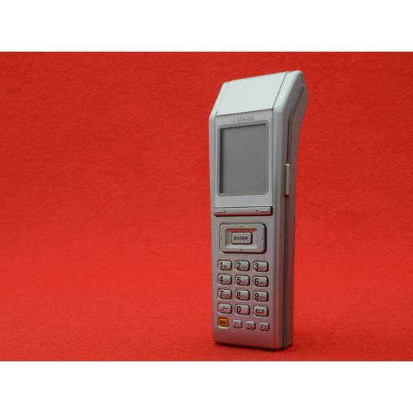【こちらの商品は＜中古美品＞です】　ALF　ARK-600シリーズの中古美品ハンディターミナル　Bluetooth機能は【なし】　無線LAN機能は【なし】　※電池は乾電池タイプです。乾電池は付属しません　※充電台/ACアダプタなし