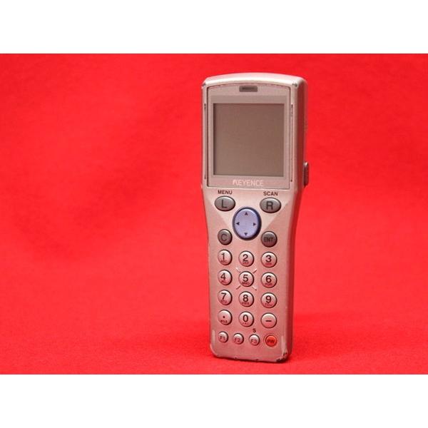 【こちらの商品は＜中古美品＞です】　KEYENCE　BT-500シリーズの中古美品ハンディターミナル　Bluetooth機能は【なし】　無線LAN機能は【なし】　※充電池付属【あり】　※充電台/ACアダプタなし