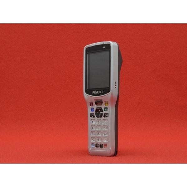 【こちらの商品は＜中古美品＞です】　KEYENCE　BT-W70シリーズの中古美品ハンディターミナル（現行機種）　Bluetooth機能は【あり】　無線LAN機能は【あり】　※充電池付属【あり】　※充電台/ACアダプタなし