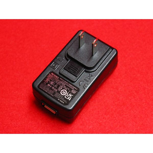 【こちらの商品は＜中古美品＞です】　OP-88565(6A-104WP05B)はハンディターミナルのACアダプターです