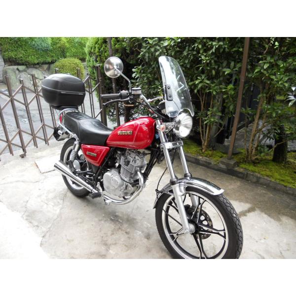 汎用 バイク 風防 メーターバイザー ウィンドシールド プロテクター カスタムパーツ SUZUKI  World Walk ワールドウォーク あすつく■商品名　汎用ウインドスクリーン■品番　WS-02■カラー　スモーク クリア■適合　バルカ...