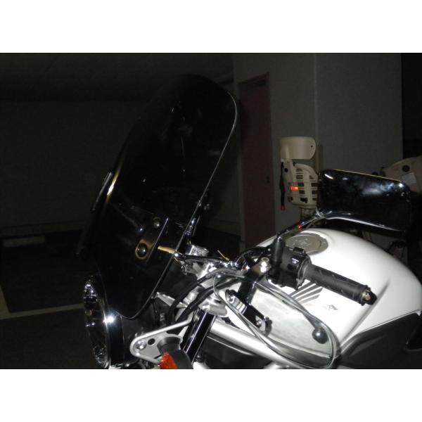 汎用 バイク用 風防 メーターバイザーウインドシールド シールドスクリーン ウインドプロテクター 外装 カスタム パーツ  World Walk ワールドウォーク あすつく HONDA■商品名　汎用大型ウインドスクリーンバイザー■品番　WS...