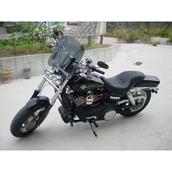 汎用 バイク用 風防 メーターバイザーウインドシールド シールドスクリーン ウインドプロテクター 外装 カスタム パーツ  World Walk ワールドウォーク あすつく  HD FXDF■商品名　汎用大型ウインドスクリーンバイザー■品番...