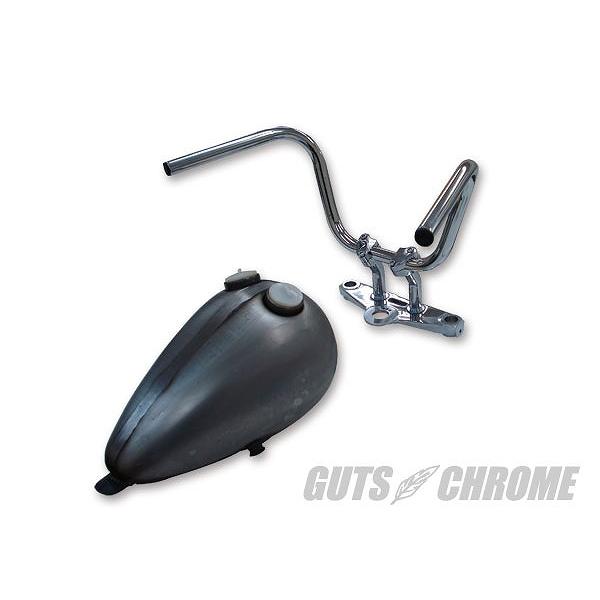 GUTS CHROME ガッツ クローム 2000-0612 クローム CHOPPER チョッパーバー ハンドル ヘコミ有り状態新品未使用内容クローム　CHOPPER BAR 82年以降 配線用ヘコミ有り 幅57cm 高23cm　プルバック...