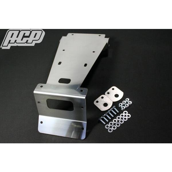 ●Ｚ４００ＧＰ用フェンダーレスキット（ノーマルテール用）です。●素材はステンレス製になります。●セット内容はフェンダーレス、ウィンカー取り付けステー（左右）、取り付け説明書、当店オリジナルステッカー、取り付けボルト４本になります。●取り付け...
