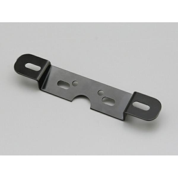 デイトナ 71453 スラントナンバーステー CJ46A 28S 4909449366738状態新品未使用内容シグナスX<国内仕様28S>、スカイウェイブ<CJ44/45/46A>用角度付(20°)ナンバーステー。ス...