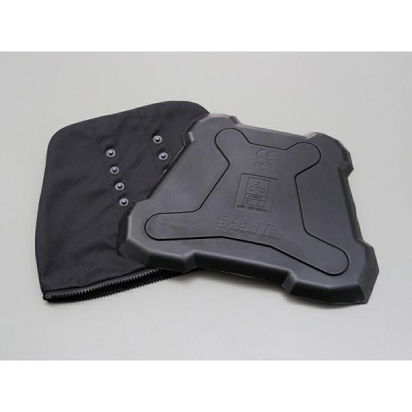 デイトナ 92817 SAS-TEC 胸部プロテクター スナップボタンBAG付きプロタクター単体重量：約265gプロテクター単体サイズ：縦約235mm×幅310mm×厚み13mm画像はイメージ画像となります。一部の商品はメーカー取り寄せとな...