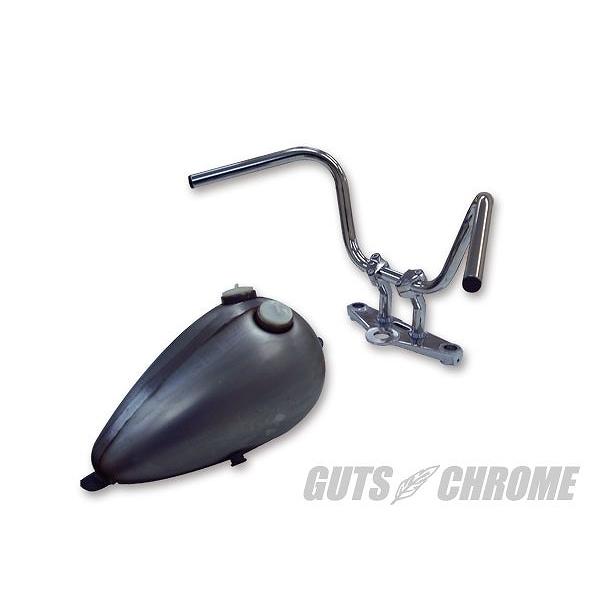 GUTS CHROME ガッツ クローム 2000-0318 クローム BACK HORN バックホーン バー ハンドル ヘコミ有り状態新品未使用内容クローム　BACK HORN BAR 82年以降 配線用ヘコミ有り 幅69cm　高22cm...