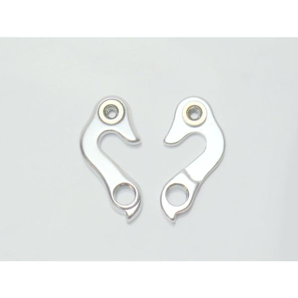 適合車種(モデル、年式により、エンド形状が異なりますので、事前に形状をご確認の上、ご購入下さい。)Fuji:Finest-2008FinestRC-2009Roubaix-2008-2009RoubaixACR-20101個あたりの価格です...