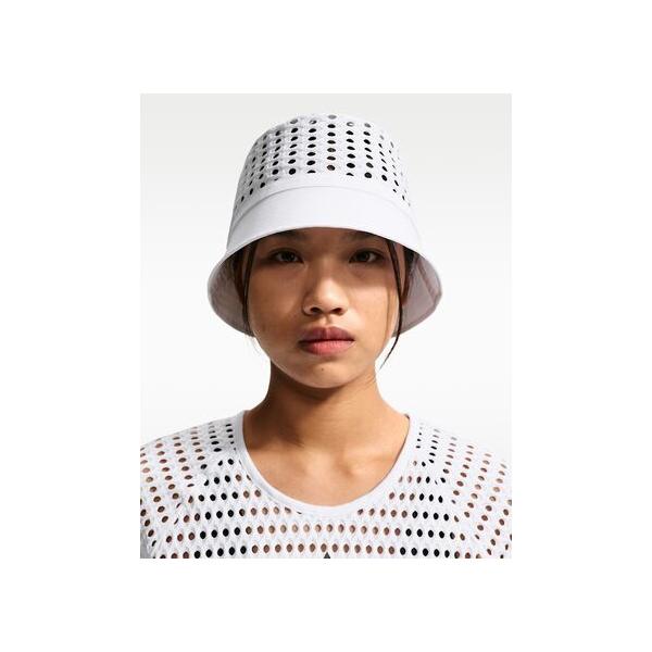 [ナイキ]  Dri-FIT バケットハット ACG Radical AirFlow エイペックス☆ Nike ACG Bucket hat ☆M~L ☆IX1855-100■商品の特徴：Radical AirFlowは、通気性の向上を徹底...
