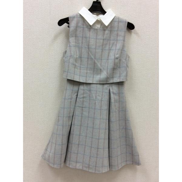 薄グレー系チェックノースリワンピース 白襟付き
