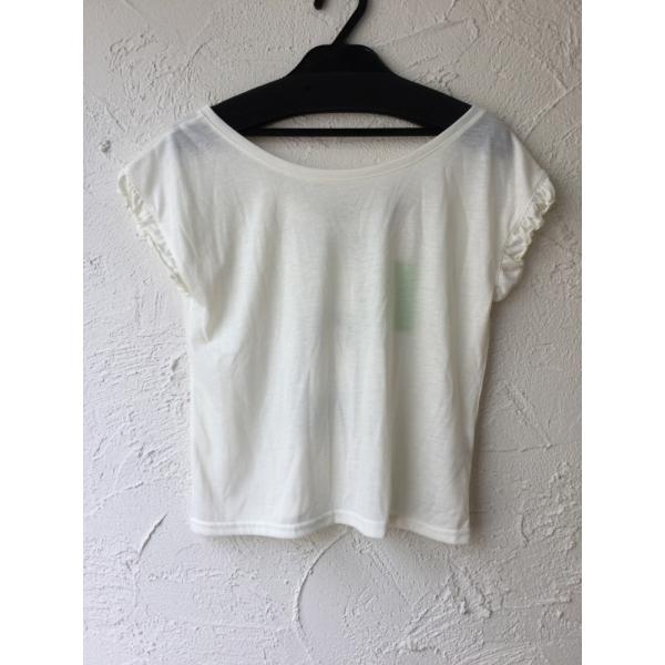 タグ付き アイボリーフレンチ袖カットソー 黒リボン飾り