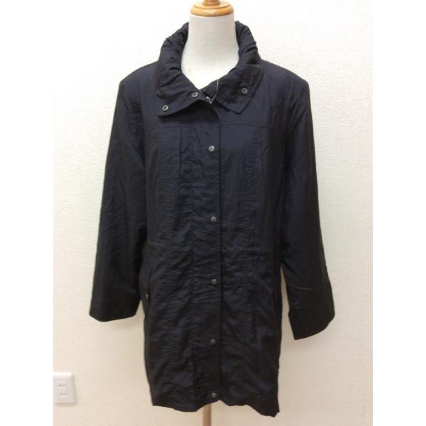 黒の薄手コート 小汚れあり