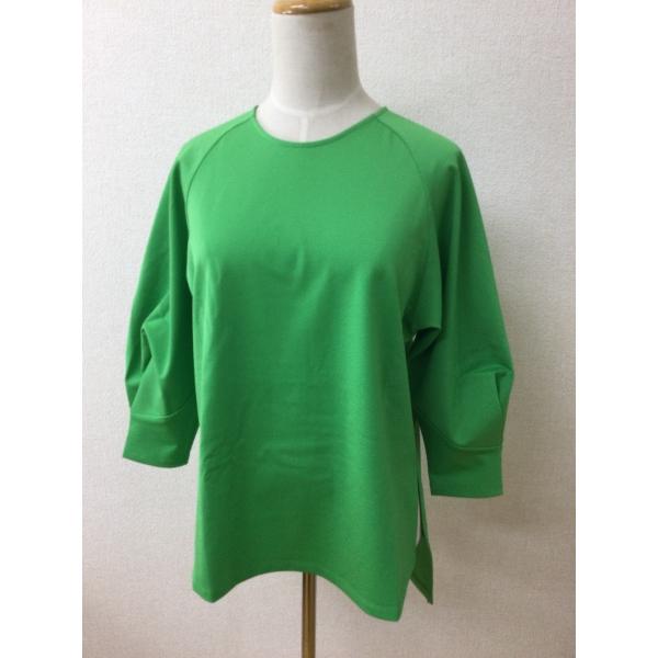 タグ付き未使用 鮮やかなグリーンのカットソー