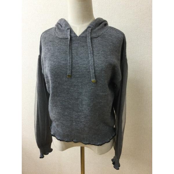 axes femme フード付きニット グレー 袖チュール重ね サイズM