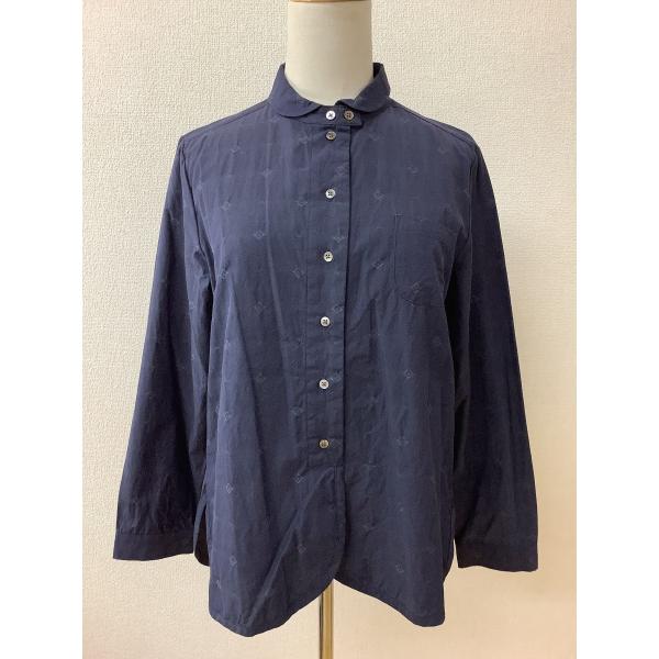 アイボリービーズ 濃紺に地模様のシャツ サイズ79-87