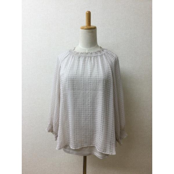 ベージュシアーチェックトップス インナー付き サイズ9