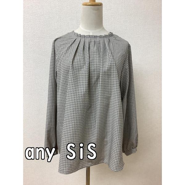 オフ白に紺とキャメルのチェック ブラウス サイズ4