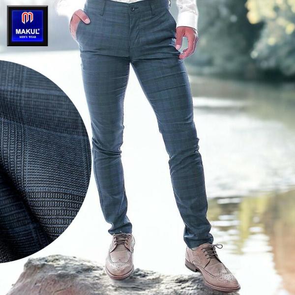 スーパースキニーパンツ　スリム スラックス【ＭＡＫＵＬ/マクル】薄地のスキニーパンツです。キメの細かいコットン素材。少し伸縮性があります。黒地に青のチェック柄。きれいめカジュアル、クールビズ、ジャケパンスタイルに、様々なスタイルに対応。【ヨ...