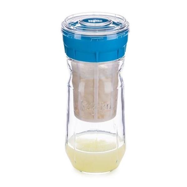 ★Kefirko「チーズメーカー 1400ml」の特徴■ はじめての方も簡単に自家製チーズを作れます■ 無添加でフレッシュなケフィアチーズは美容と健康に嬉しい■ 健康に役立つ発酵食品を取り入れて、家族の健康管理に！■ 免疫力を高めるプロバイ...