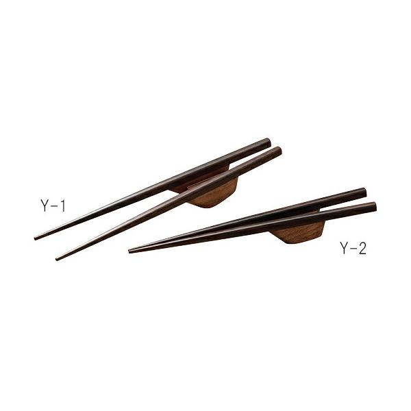 アズワン　ナビ助掲載商品特徴簡単に使えて見た目は普通の箸を使っているように見えます。グリップを中心に前後バランスがとれ、箸先がテーブルから浮きます。仕様型番：Y-1全長（mm）：220サイズ：長さ220×幅40×高さ25mm重量：・27g材...
