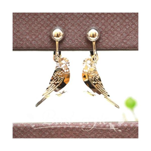 職人がハンドハンマーで一つ一つ丁寧に製作した大変手の込んだアクセサリーです。【鳥モチーフ・雑貨・グッズ・アクセサリー・インコ・かわいい・ギフト・プレゼント】