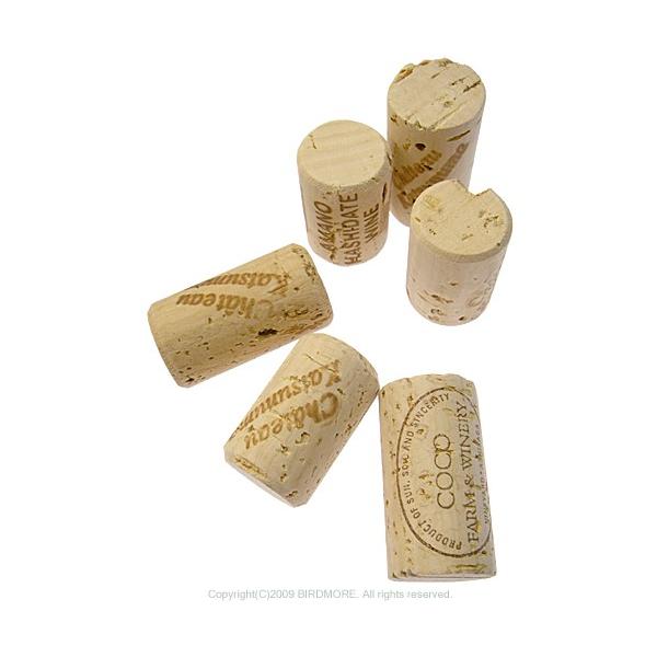 ワイナリーの焼き印が入ったおしゃれなワイン栓コルクです。もちろん未使用・無着色ですから鳥さんのハンドトイ・囓りおもちゃとしてご使用になれます。サイズは49mm(長さ）ｘ24mm（径）です。サイズ/49mmｘ24mm入り数/6個仕様/ワイン用...