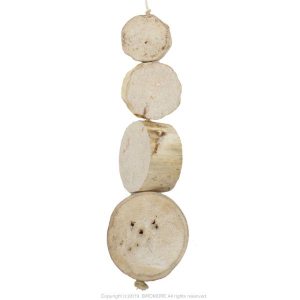 サイザル麻を直径・高さ約6.5、7.5、8.5、9cm程の円盤状にくり抜いた4種類を連ねたおもちゃです。軽くて、サクサクした触感が魅力です。※天然の素材を使用している為、サイズや形状にバラつきがございます。メーカー/WESCO PETサイズ...