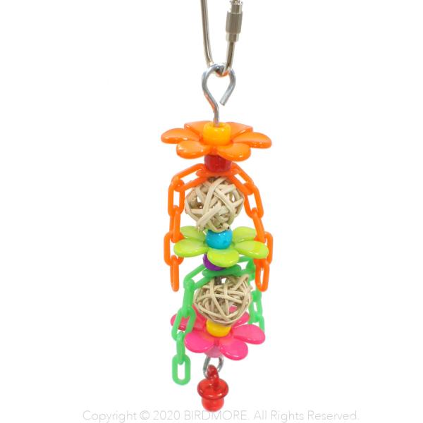 カラフルな花形ビーズと小さいマンチボールの賑やかなおもちゃです。一番下には小さいおしゃぶりビーズがぶら下がっています。メーカー/SBCサイズ幅約3.5cm高さ約16ｃｍ適用鳥種/小型鳥型番/SB1126入り数/1個カラー/このメーカーの商品...