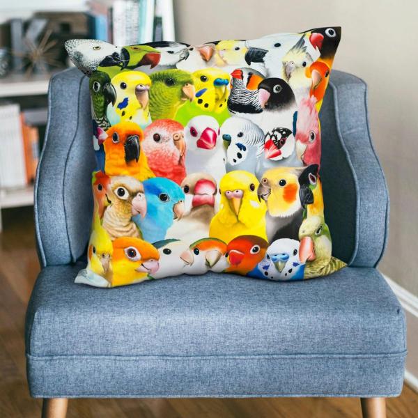 【発売日：2022年07月27日】鳥たくさんのオリジナルデザイン生地で作ったクッションカバーです。45cm×45cmのクッションに対応※カバーのみの販売です。