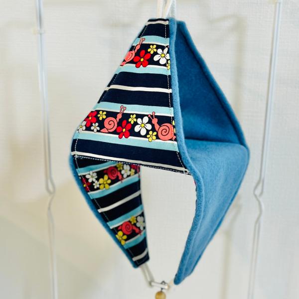 商品名に★印の付いた商品は在庫限りの商品となります。なお、委託販売品のご予約・オーダーは承っておりませんのでご了承下さい。外布、綿生地。内布、フリースは、薄くて軽量ですが、とても暖かい柔らかさも十分。リバーシブルでALLシーズン使用可。テン...